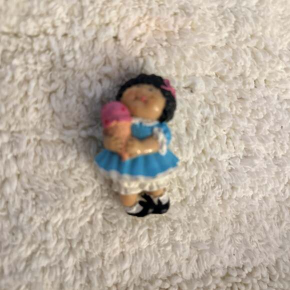 Cabbage Patch Kids | Toys | Vintage Cabbage Patch Kids Mini Figure Girl ...